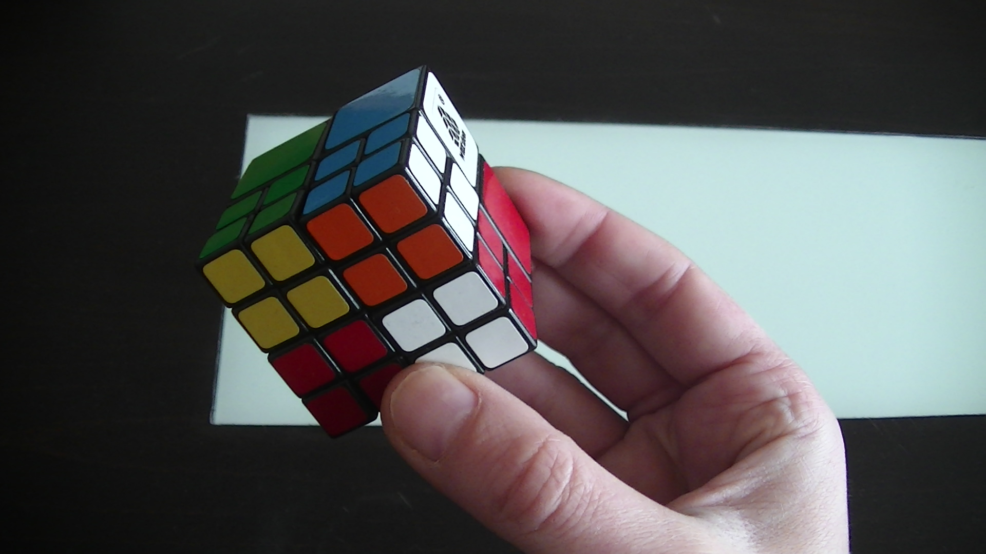 Skieur cubb - tutoriels de résolution sur les Rubik's cubes et dérivés
