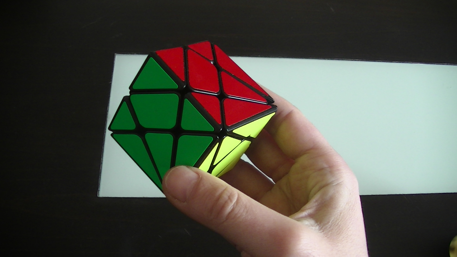 Skieur cubb - tutoriels de résolution sur les Rubik's cubes et dérivés