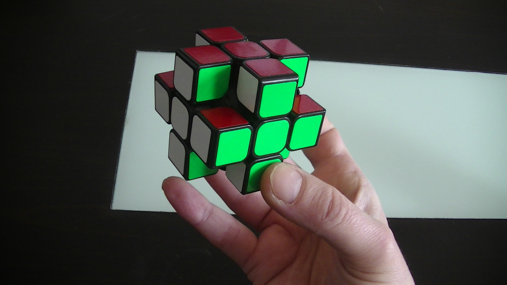 Skieur cubb - tutoriels de résolution sur les Rubik's cubes et dérivés