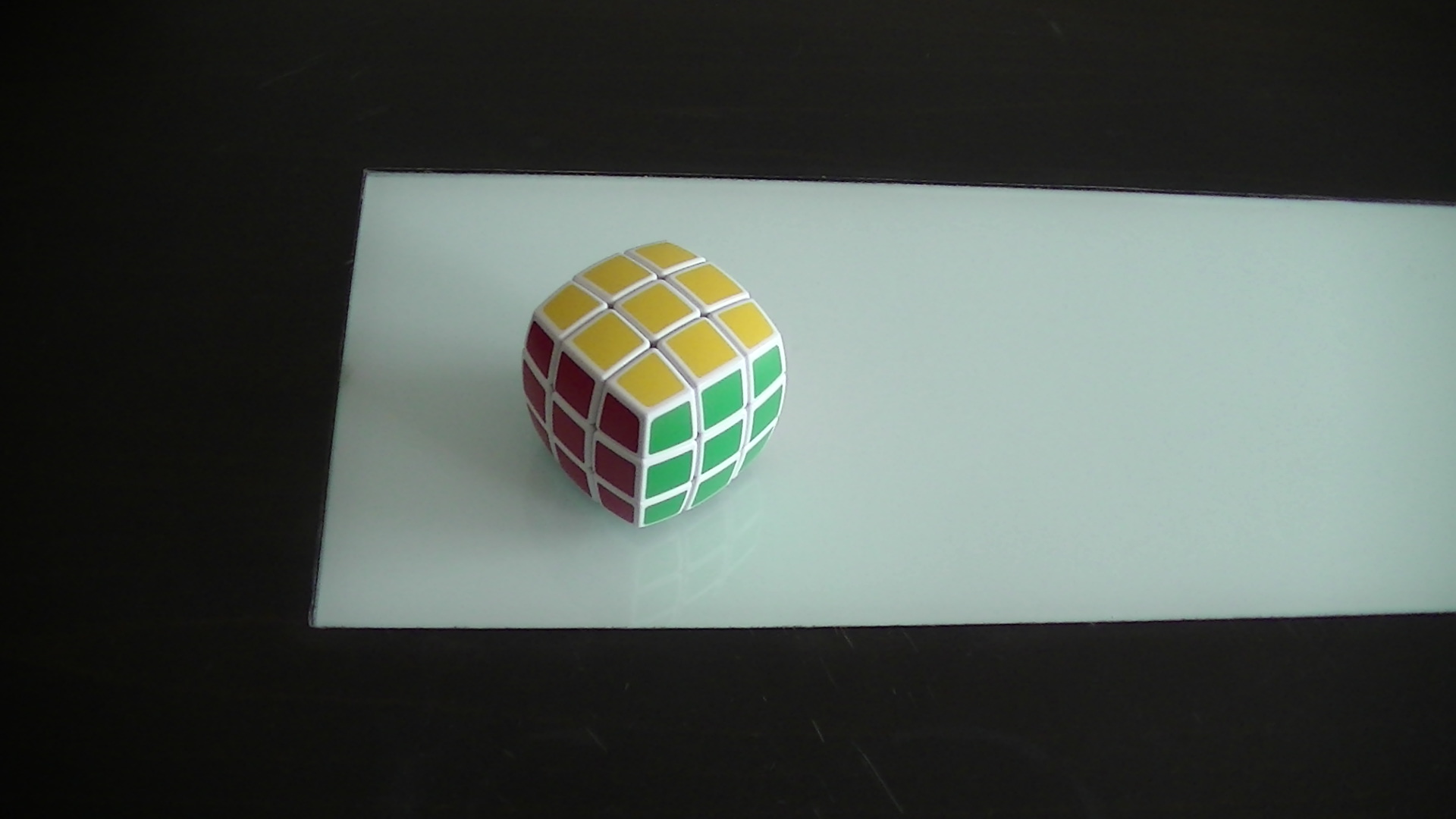 Skieur cubb - tutoriels de résolution sur les Rubik's cubes et dérivés