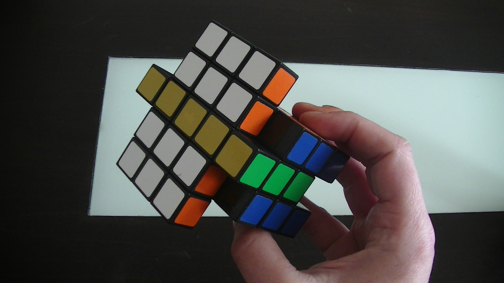 Skieur cubb - tutoriels de résolution sur les Rubik's cubes et dérivés