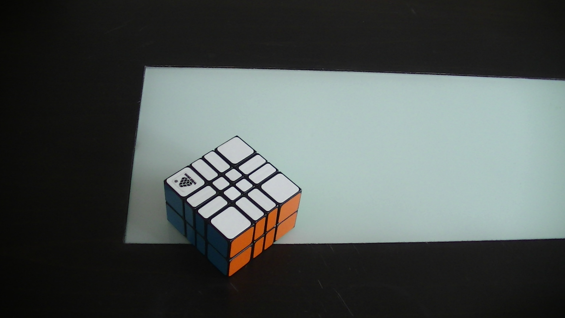 Skieur cubb - tutoriels de résolution sur les Rubik's cubes et dérivés