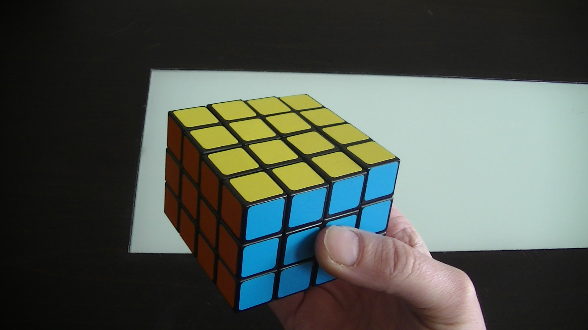 Skieur cubb - tutoriels de résolution sur les Rubik's cubes et dérivés
