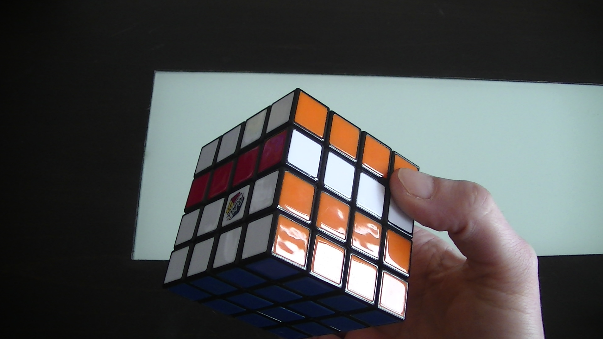 Skieur cubb - tutoriels de résolution sur les Rubik's cubes et dérivés