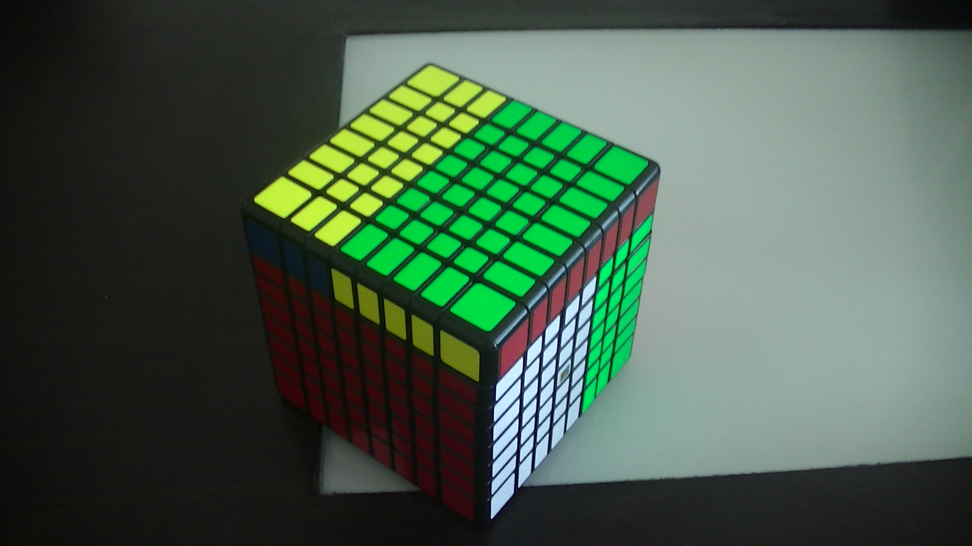 Skieur cubb - tutoriels de résolution sur les Rubik's cubes et dérivés