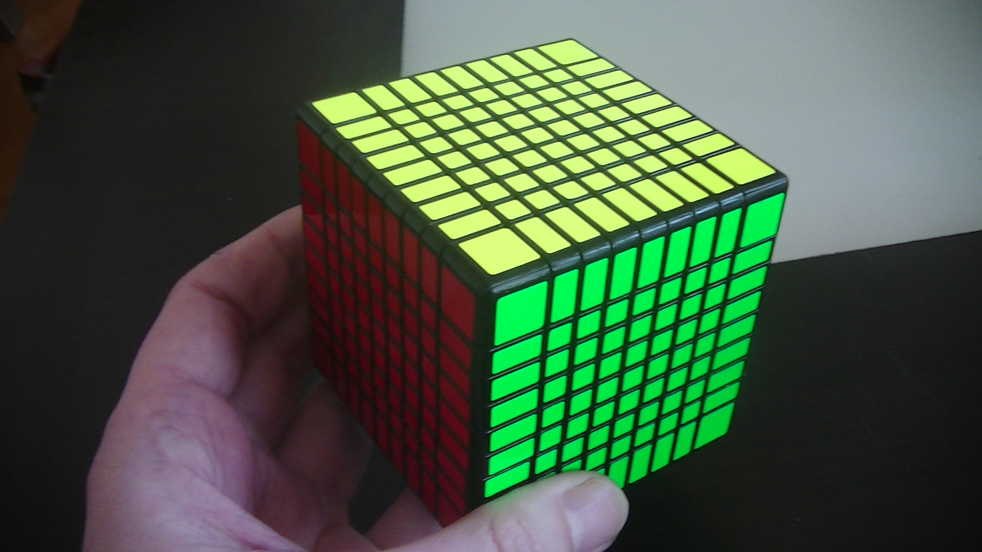 Skieur cubb - tutoriels de résolution sur les Rubik's cubes et dérivés