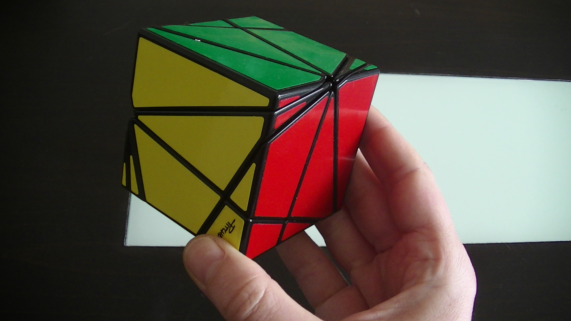 Skieur cubb - tutoriels de résolution sur les Rubik's cubes et dérivés
