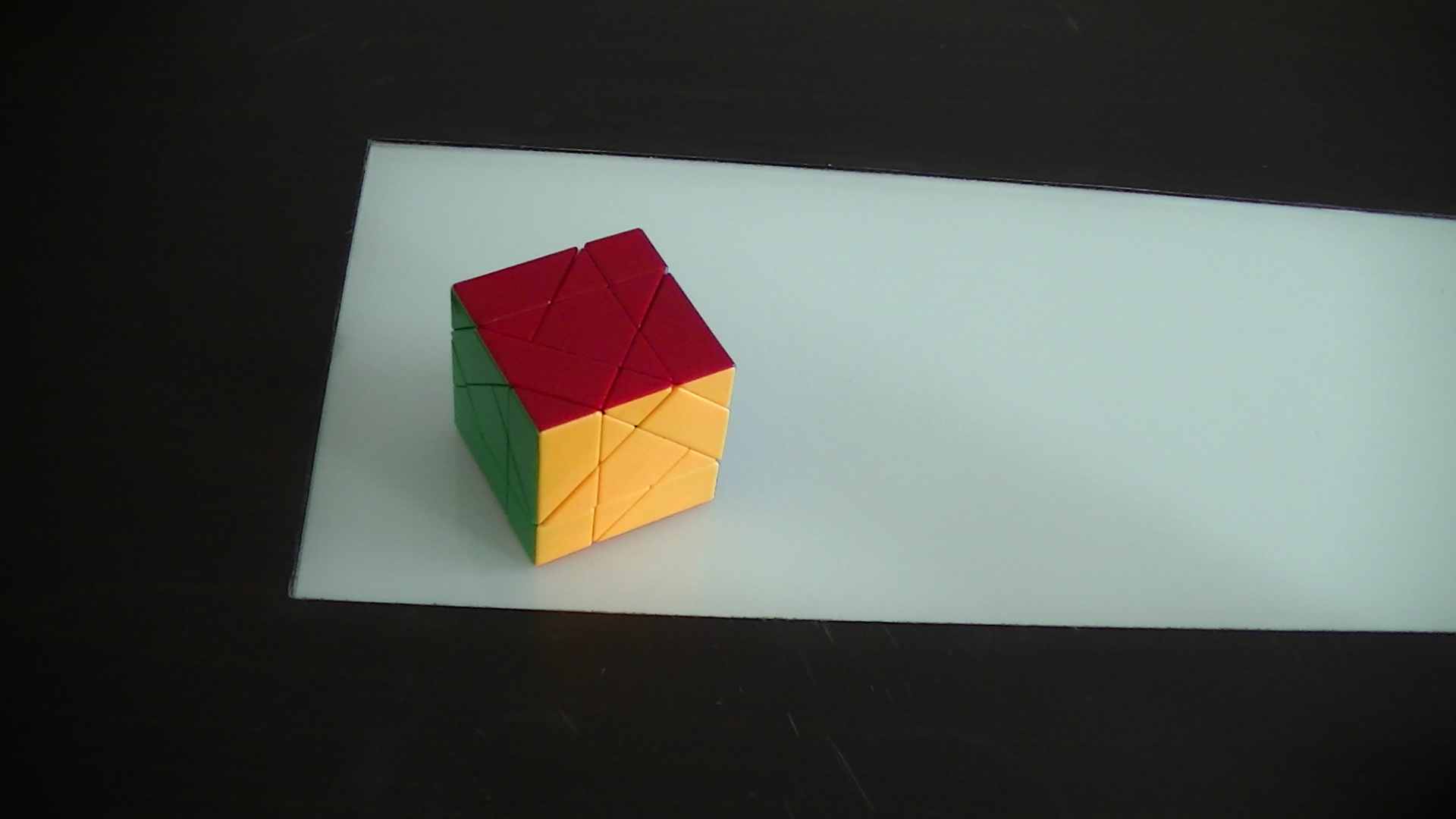 Skieur cubb - tutoriels de résolution sur les Rubik's cubes et dérivés