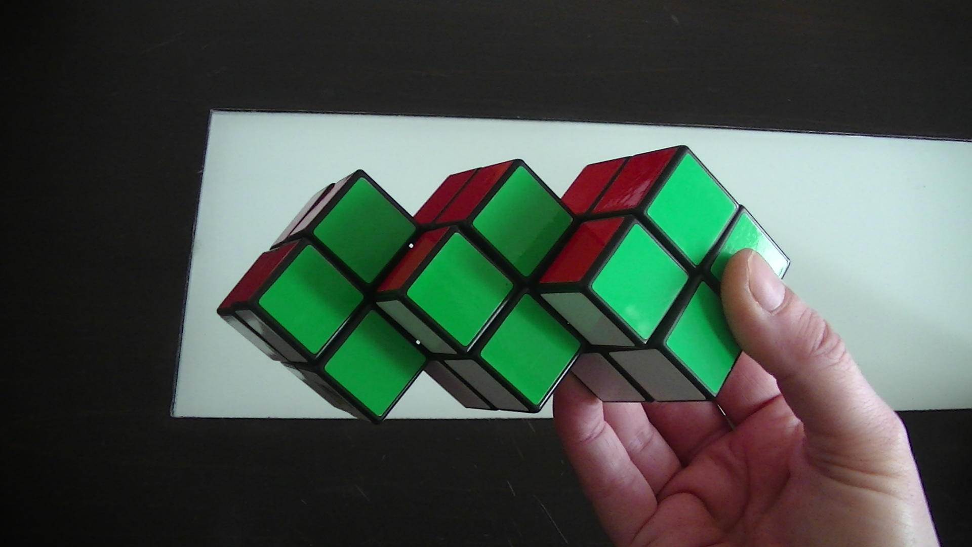 Skieur cubb - tutoriels de résolution sur les Rubik's cubes et dérivés