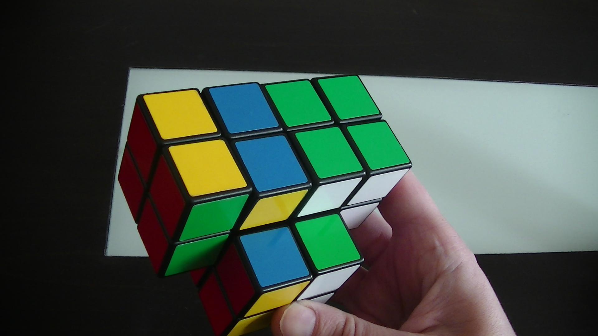 Skieur cubb - tutoriels de résolution sur les Rubik's cubes et dérivés