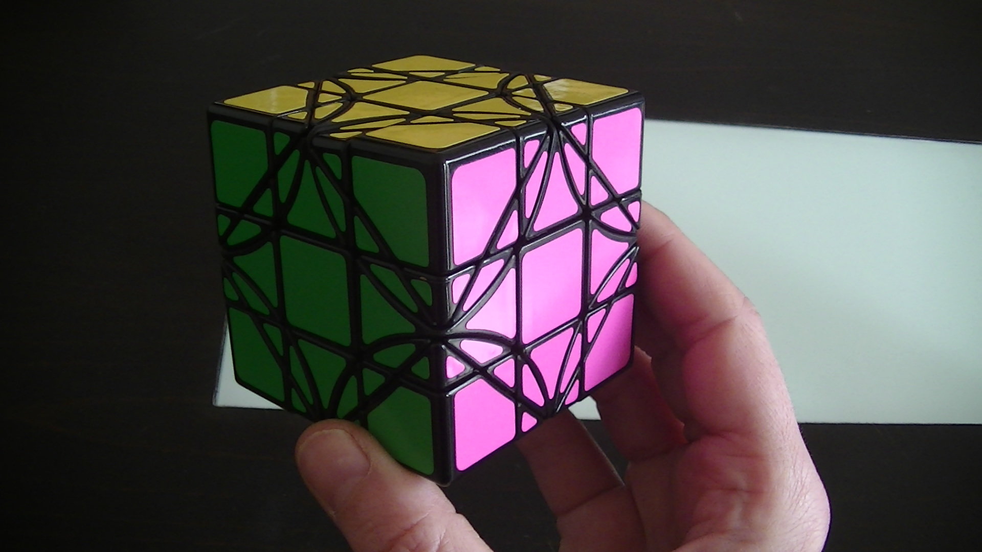 Skieur cubb - tutoriels de résolution sur les Rubik's cubes et dérivés