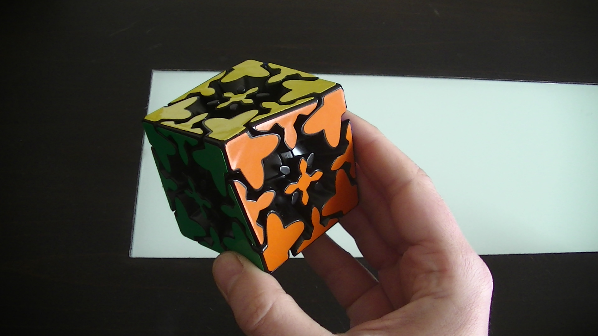 Skieur cubb - tutoriels de résolution sur les Rubik's cubes et dérivés