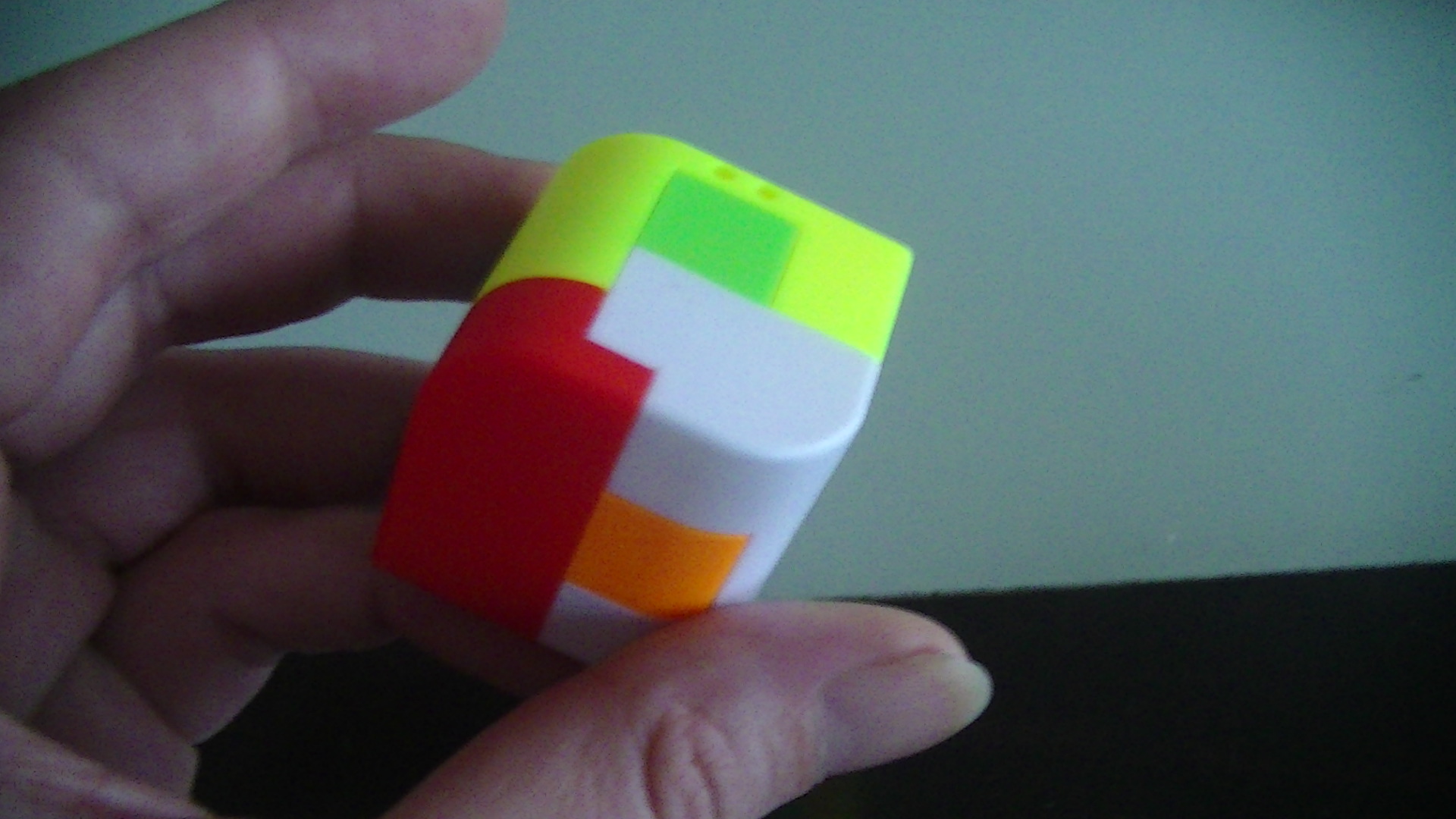 Skieur cubb - tutoriels de résolution sur les Rubik's cubes et dérivés