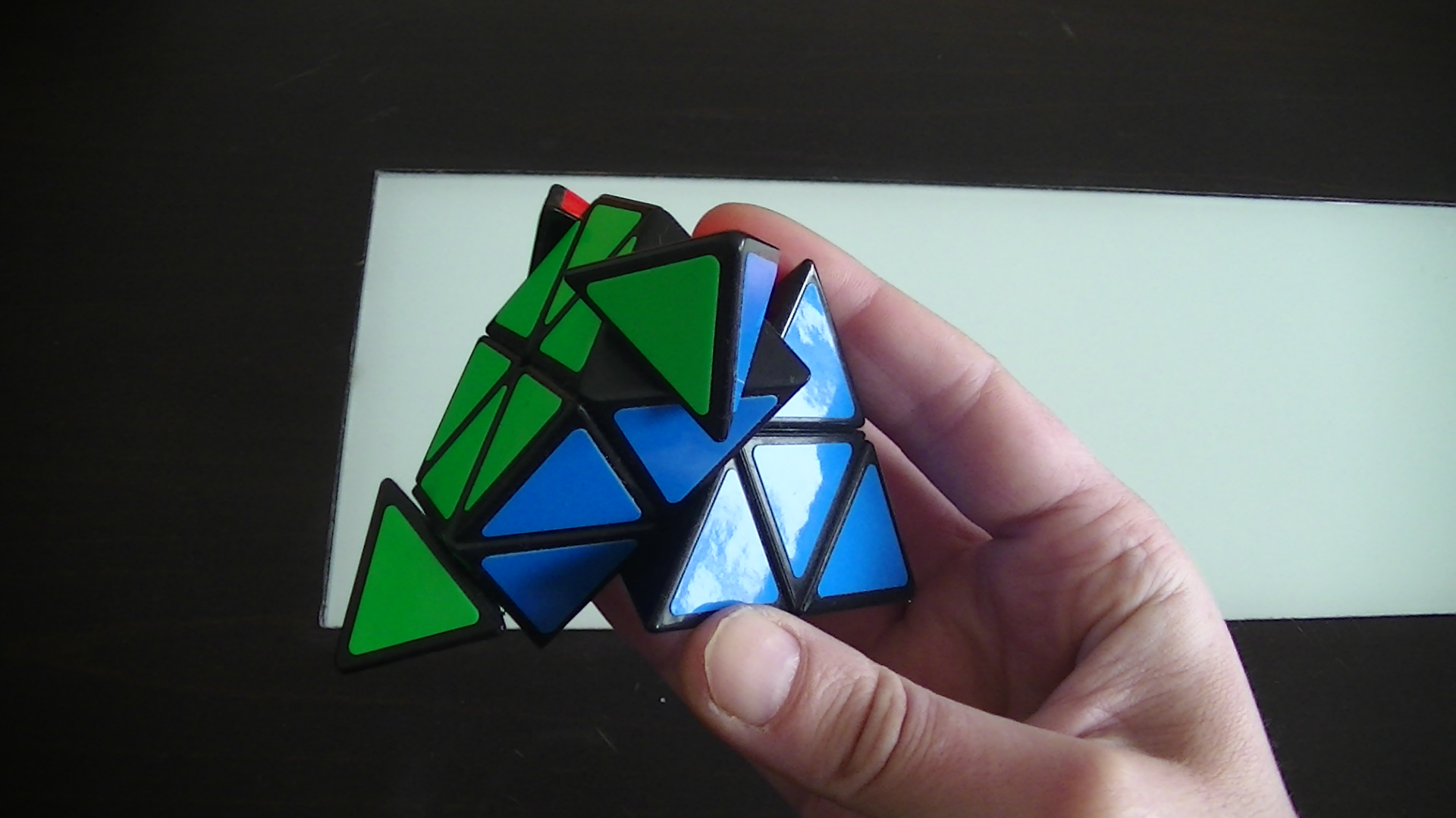 Skieur cubb - tutoriels de résolution sur les Rubik's cubes et dérivés