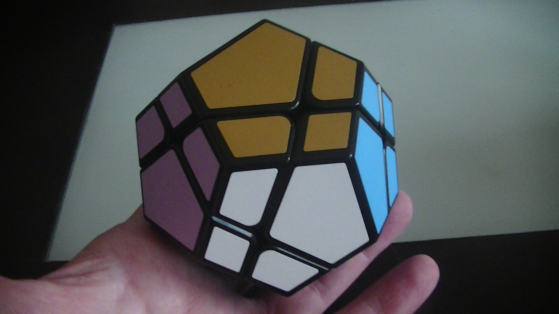 Skieur cubb - tutoriels de résolution sur les Rubik's cubes et dérivés