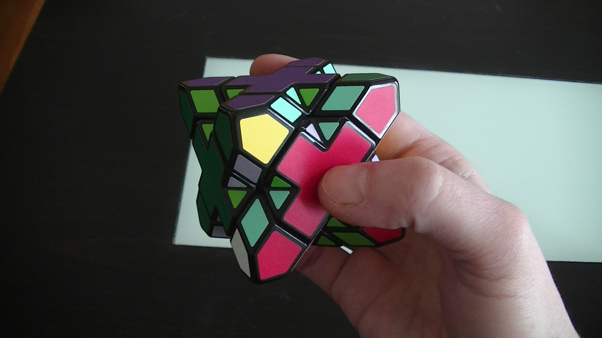 Skieur cubb - tutoriels de résolution sur les Rubik's cubes et dérivés