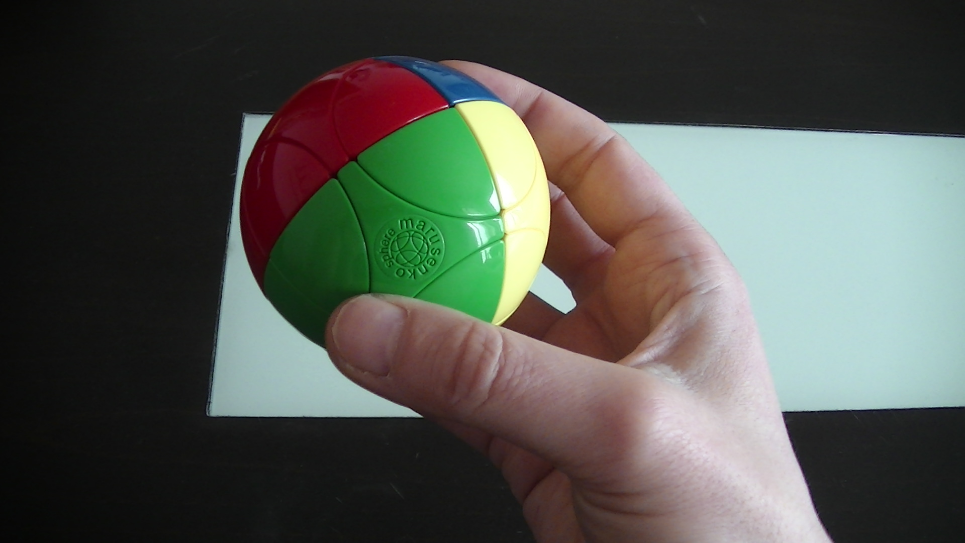 Skieur cubb - tutoriels de résolution sur les Rubik's cubes et dérivés